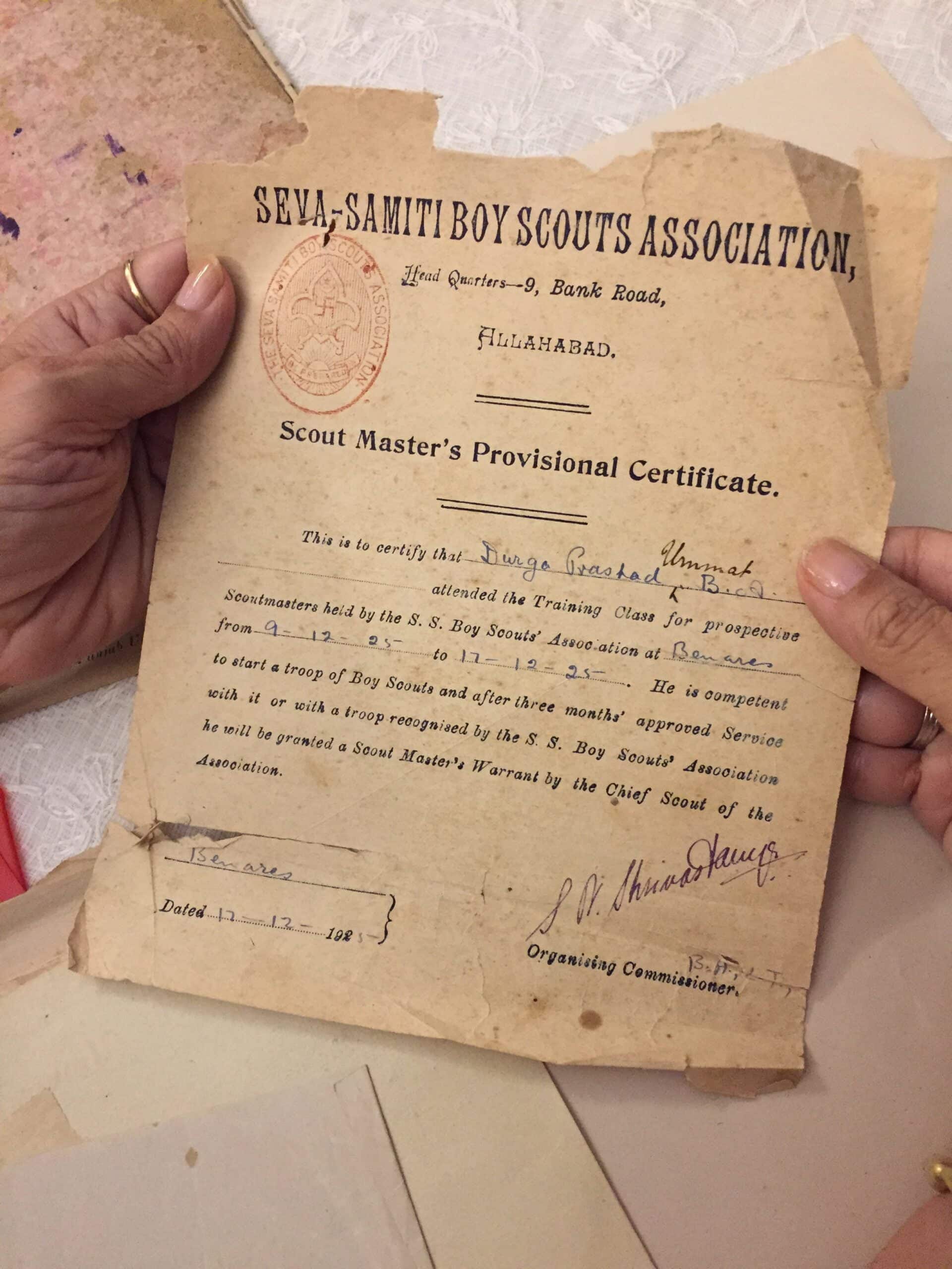 Bauji's red file - Museum of Material Memory